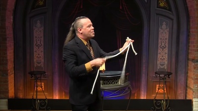 Penguin Leading Online Magic Shop