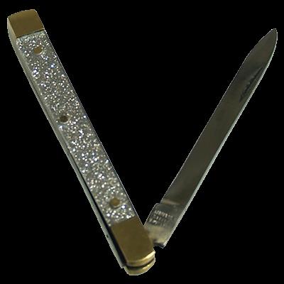 Color Changing Knives by Twin Cities Magic - Trick Leading Online Magic ...